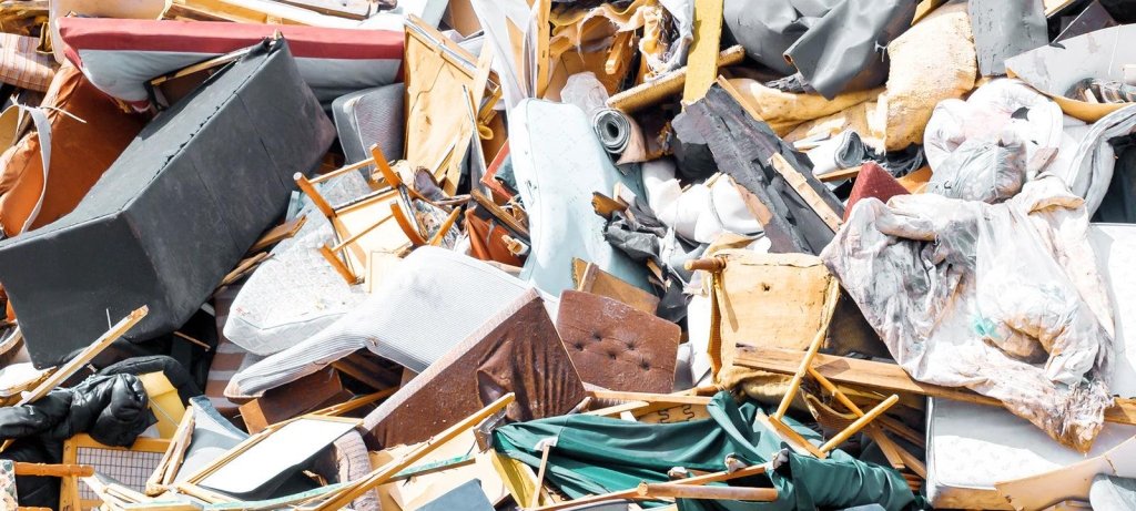 The True Cost of Fast Furniture: Why Sustainable Choices Matter – LOOMLAN