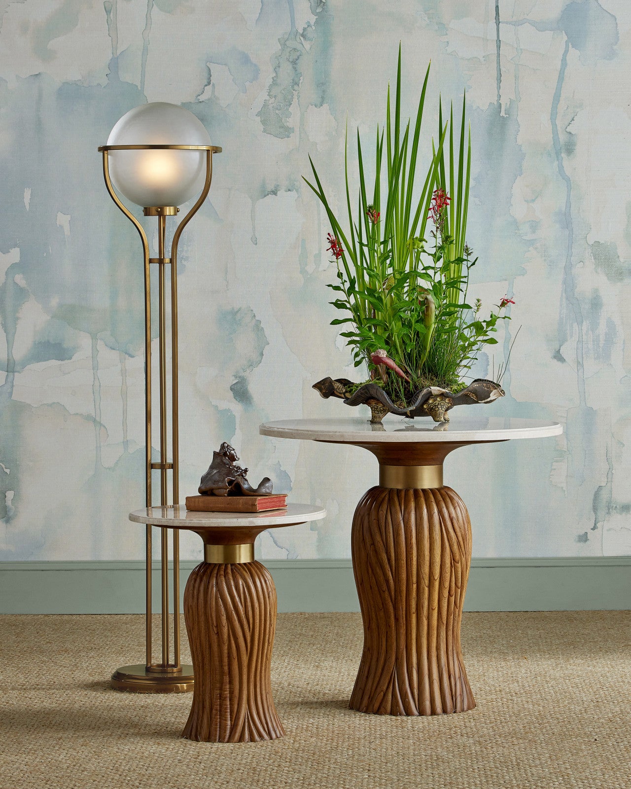 Get Metropolis Metallic Gold Floor Lamp With Art Deco Glow – LOOMLAN