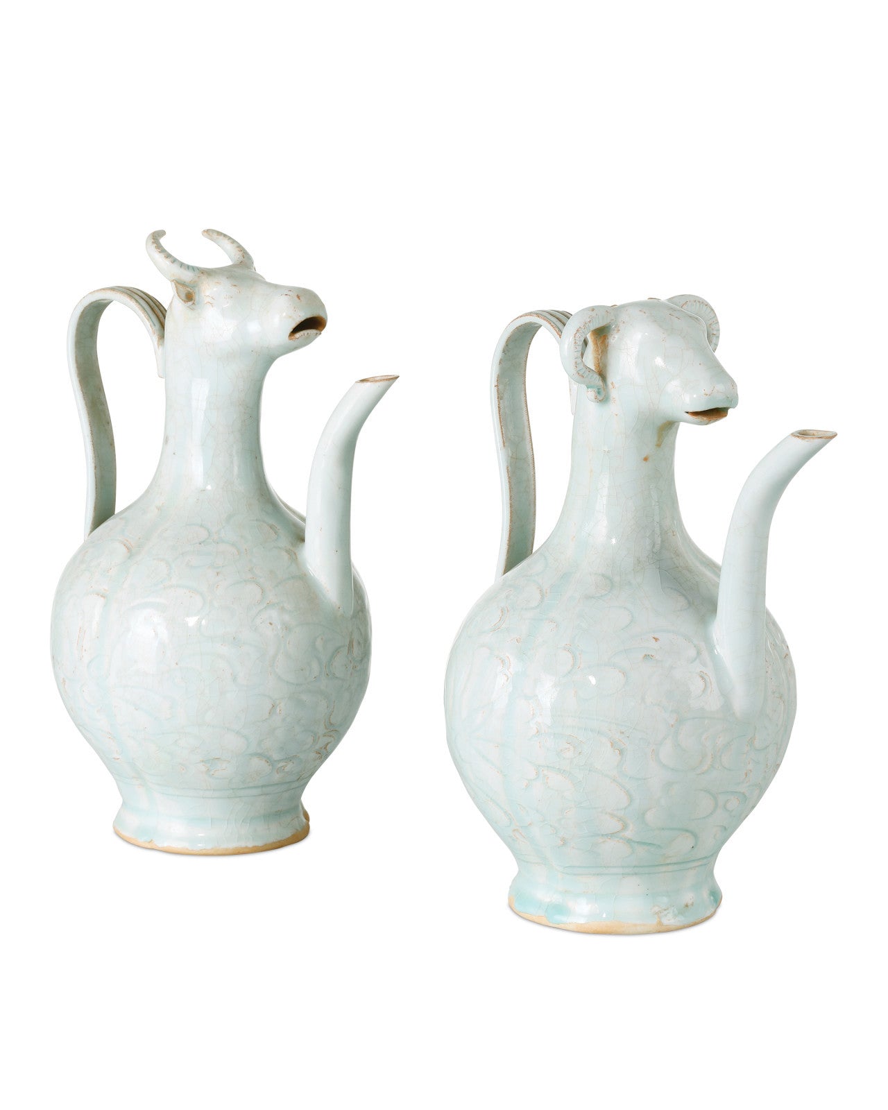 Get Ritual Hunting Bottle Porcelain With Animal Head Design – LOOMLAN